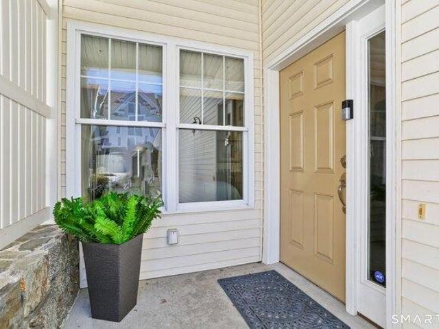 house with 2 bedroom, Shelton CT DLS102030261