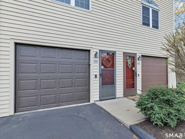 house with 2 bedroom, Shelton CT DLS102256594