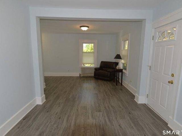 house with 2 bedroom, Shelton CT DS104113354
