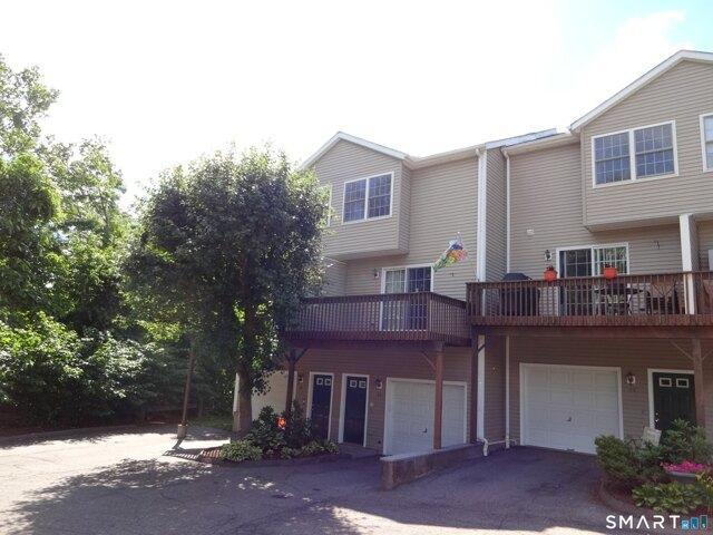 house with 2 bedroom, Shelton CT DS104152729