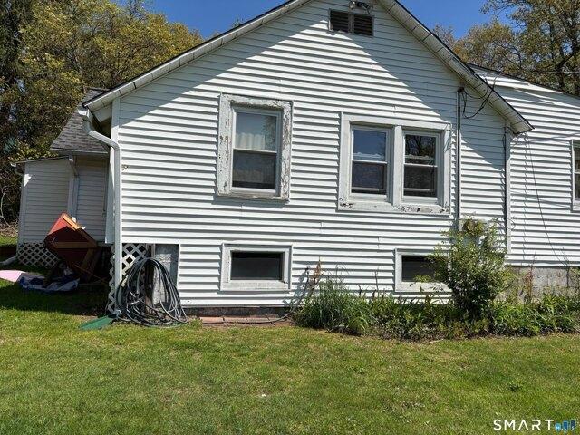 house with 2 bedroom, Shelton CT ES104115254