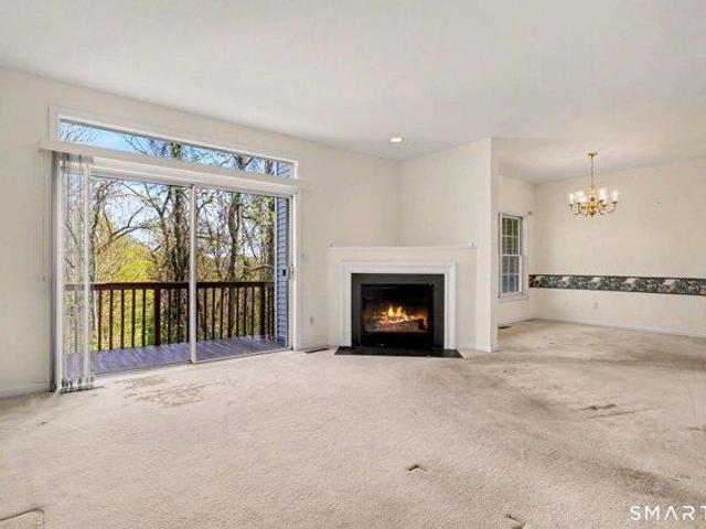 house with 2 bedroom, Shelton CT ES104148596