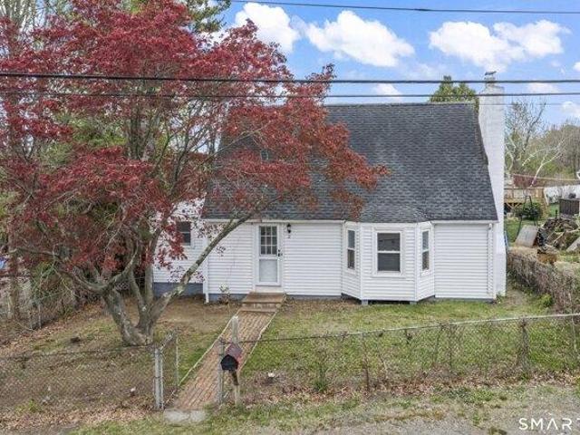 house with 2 bedroom, Shelton CT ES104377275