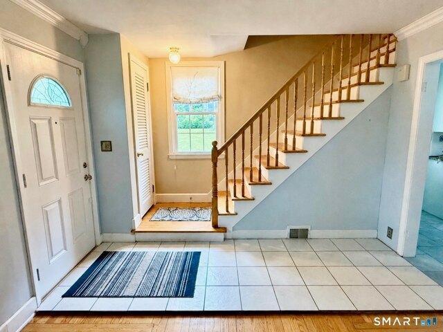 house with 2 bedroom, Shelton CT ES104832949
