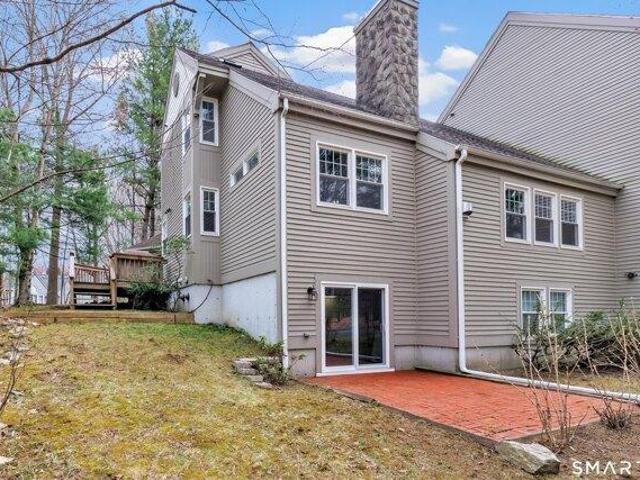 house with 2 bedroom, Shelton CT ES105126883