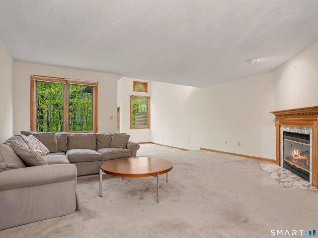 house with 2 bedroom, Shelton CT ES103439424