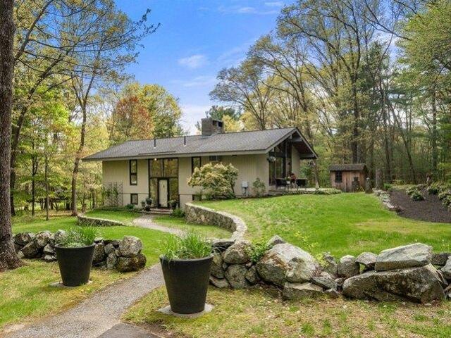 house with 2 bedroom, Sherborn MA DS103886481