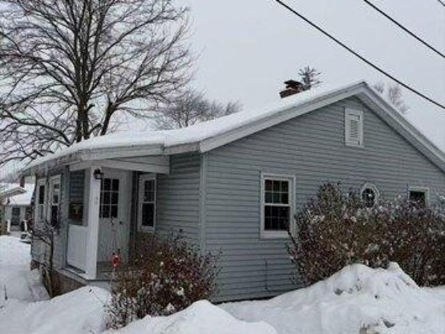 house with 2 bedroom, Shrewsbury MA DLS102476477