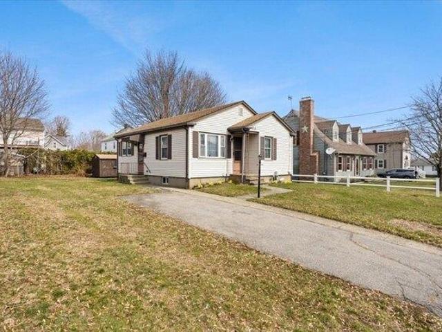 house with 2 bedroom, Somerset MA DLS102409923