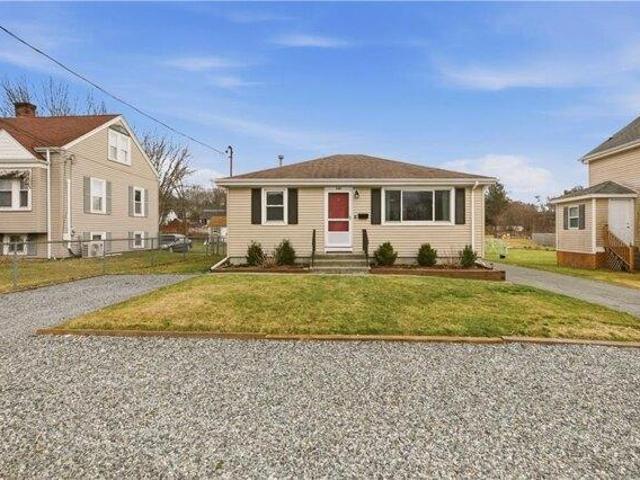 house with 2 bedroom, Somerset MA DLS102027241