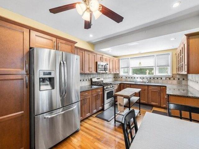 house with 2 bedroom, Somerville MA ES104150064