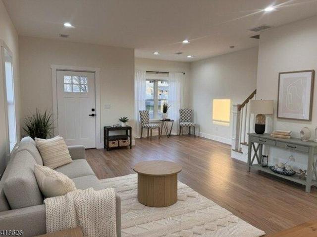 house with 2 bedroom, Somerville NJ DS102826631