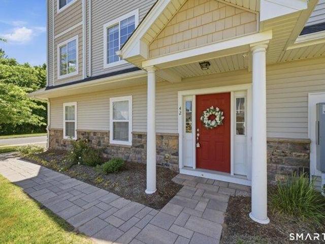house with 2 bedroom, South Windsor CT DS104351350