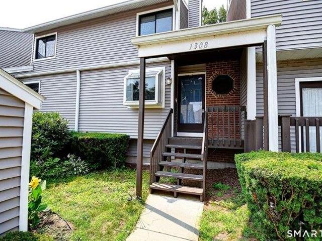 house with 2 bedroom, South Windsor CT ES104152209