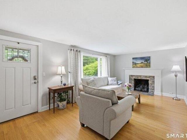 house with 2 bedroom, South Windsor CT ES102823134