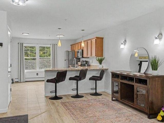 house with 2 bedroom, South Burlington VT DLS102064039