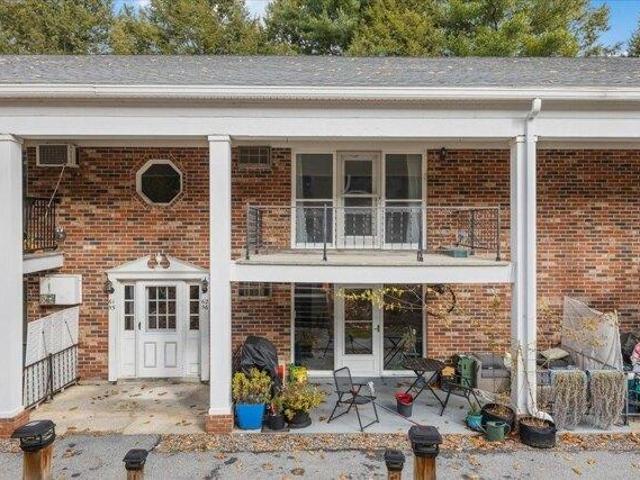 house with 2 bedroom, South Burlington VT DS102476144