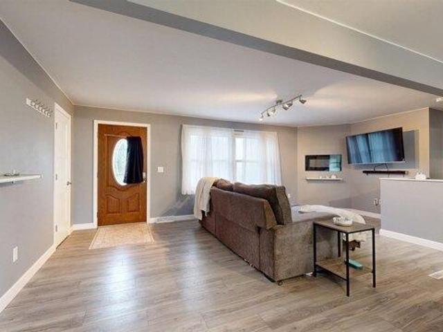 house with 2 bedroom, South Burlington VT DS103620146