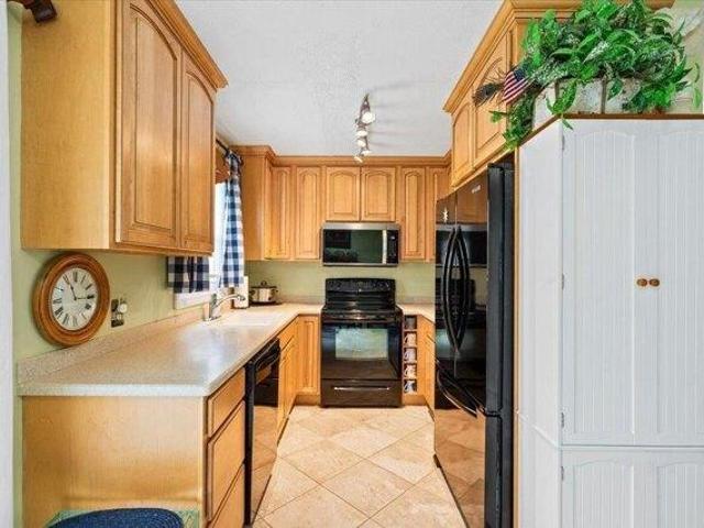 house with 2 bedroom, South Burlington VT ES104477172