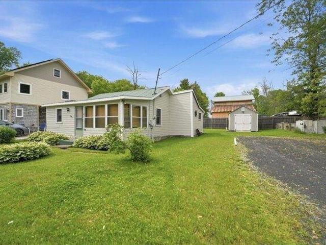 house with 2 bedroom, South Hero VT ES103929649