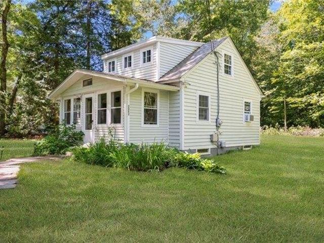 house with 2 bedroom, South Kingstown RI DS103160413