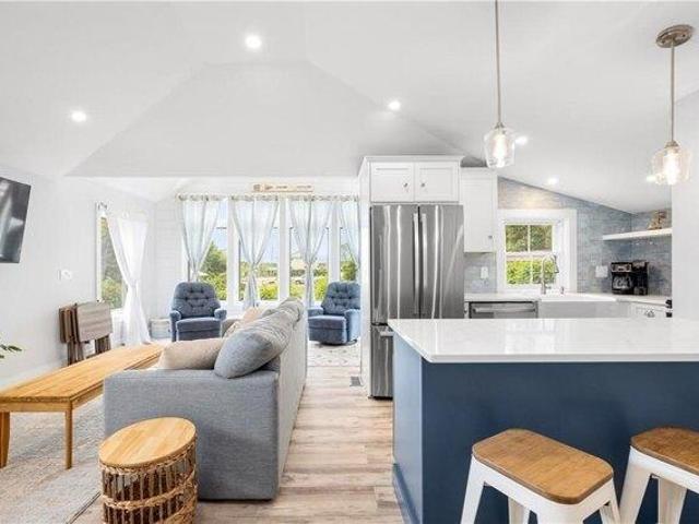 house with 2 bedroom, South Kingstown RI DS104376056