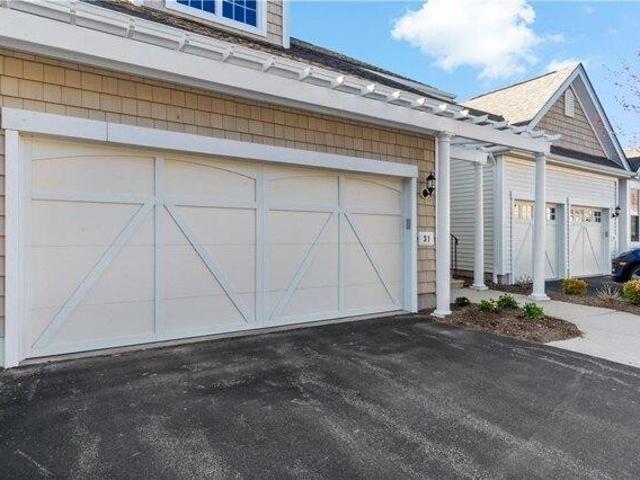 house with 2 bedroom, South Kingstown RI ES103162855
