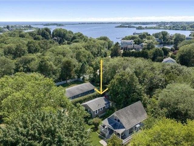 house with 2 bedroom, South Kingstown RI ES104481540