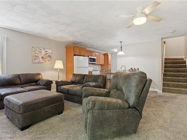 house with 2 bedroom, South Kingstown RI ES104848743