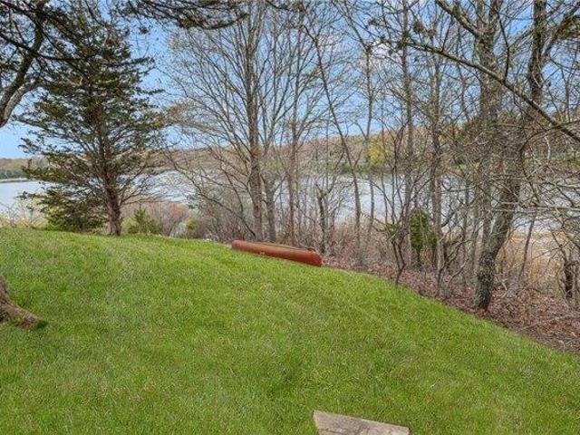 house with 2 bedroom, South Kingstown RI ES105191470