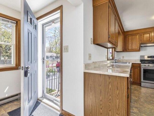 house with 2 bedroom, South Portland ME DLS102559024