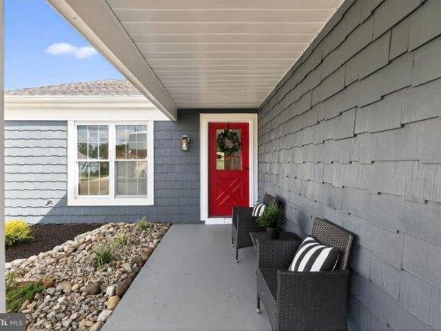 house with 2 bedroom, Southampton NJ ES105157494