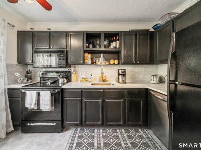house with 2 bedroom, Southbury CT DS102776392