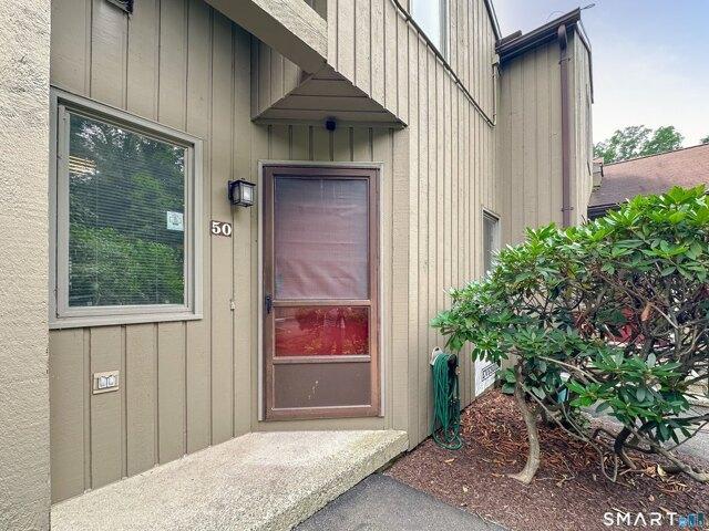 house with 2 bedroom, Southbury CT ES104445428