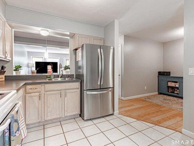 house with 2 bedroom, Southbury CT ES105141019