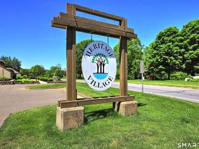 house with 2 bedroom, Southbury CT ES105144389