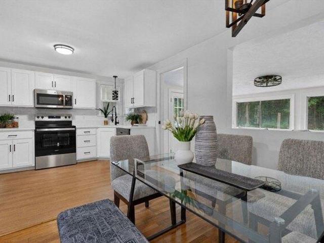 house with 2 bedroom, Southborough MA DS104479736