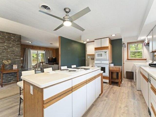 house with 2 bedroom, Southbridge MA DS103186798