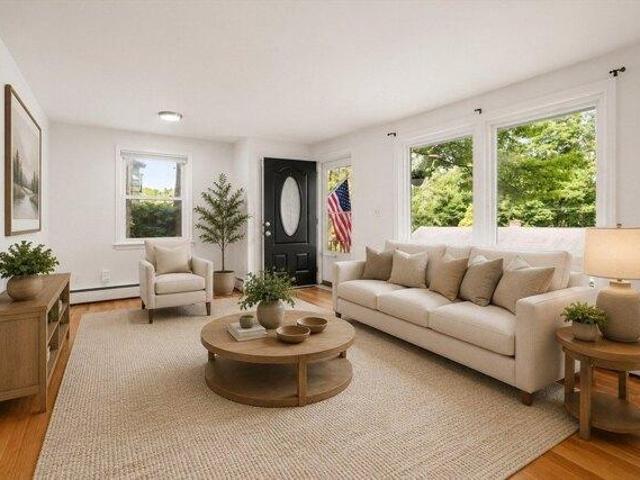 house with 2 bedroom, Southbridge MA ES104541142