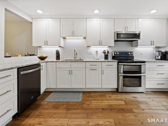 house with 2 bedroom, Southington CT DS102585192