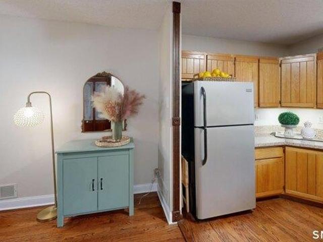 house with 2 bedroom, Southington CT ES104295521
