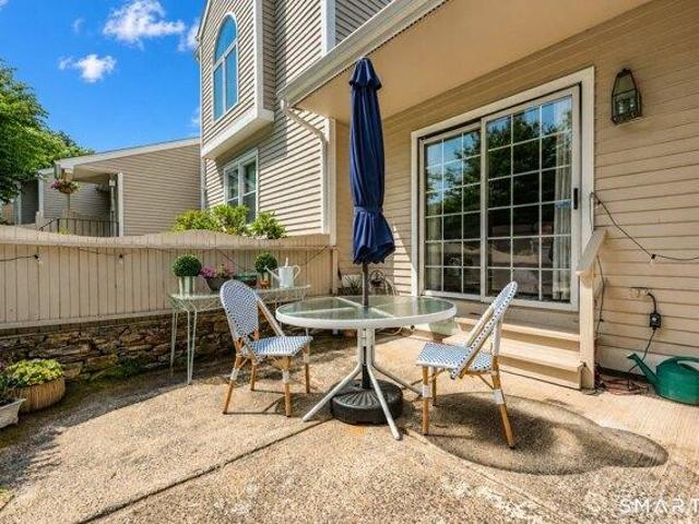 house with 2 bedroom, Southington CT ES104477254