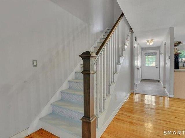 house with 2 bedroom, Southington CT ES104570441