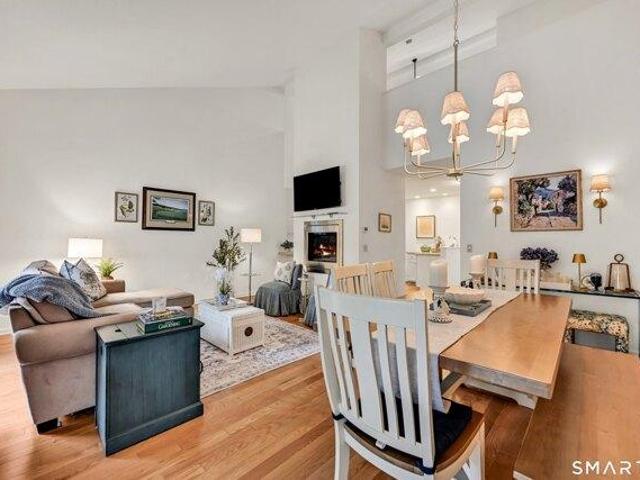 house with 2 bedroom, Southington CT ES105174679