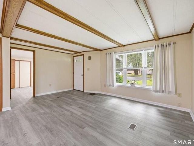 house with 2 bedroom, Southington CT ES105114215