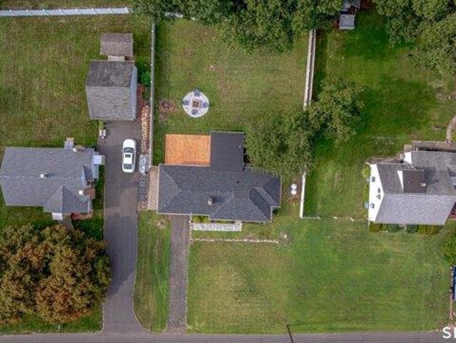 house with 2 bedroom, Southington CT ES105124488