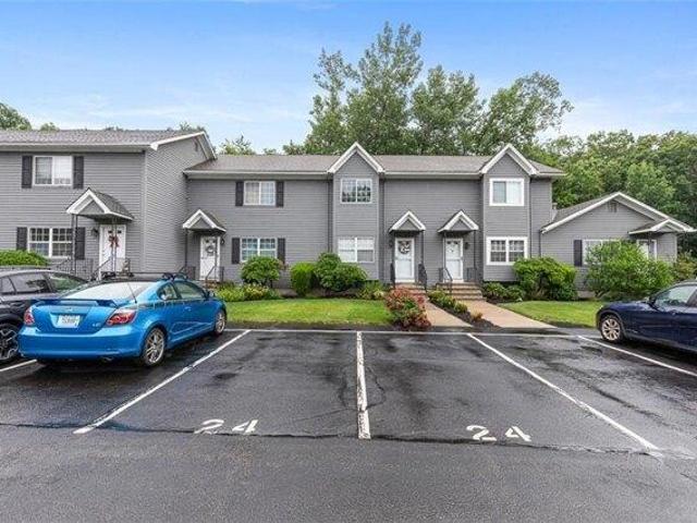house with 2 bedroom, Smithfield RI ES105109502