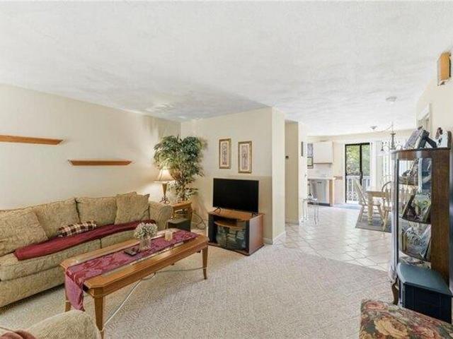 house with 2 bedroom, Smithfield RI ES105123559