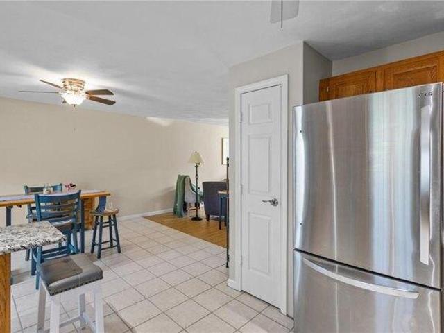 house with 2 bedroom, Smithfield RI ES105141223