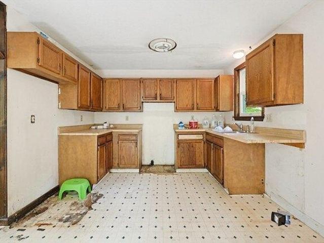 house with 2 bedroom, Spencer MA DLS103126861